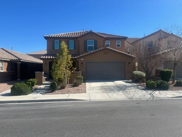 A Fabulous 5 Bedroom Home in Henderson