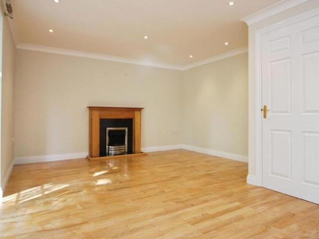 A fantastic opportunity to rent this large 4 bedroom home in Stoke Park benefiting from off street parking. Available now on an unfurnished basis