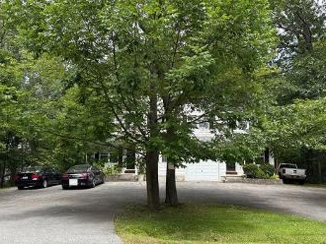 A Fellows Road
