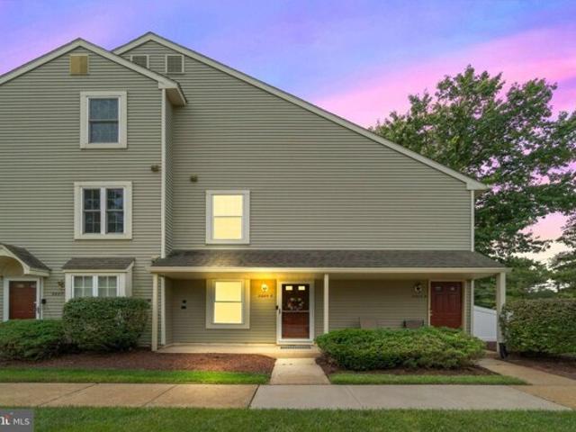 a Fenwick Ln, Mount Laurel, Condo For Sale