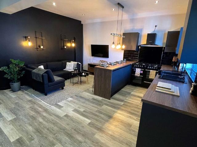 A Fine Shared Houseshare for Rent in Beeston, Leeds Room 5