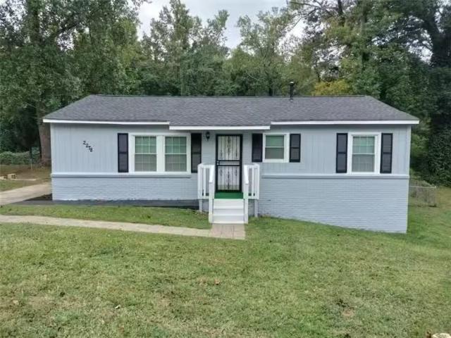 A Frame, Ranch, Single Family Residence Atlanta, GA 2278 Sw.
