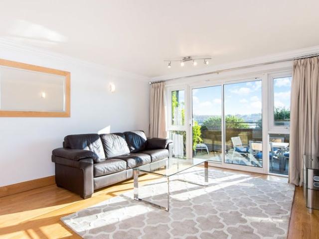 A generously proportioned two bedroom apartment in one of Wapping's most sought after developments with direct south facing views of the River Thames
