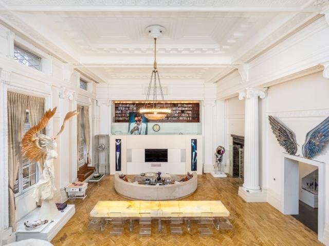 A Grand Four Bedroom Residence in the Former New River Company Headquarters