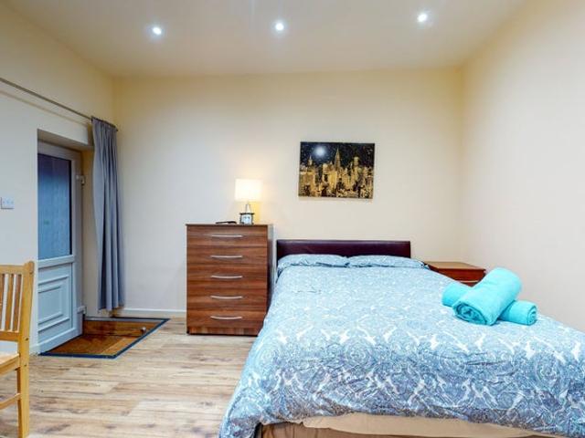 A Great Studio in Willesden Green Some Bills Incl