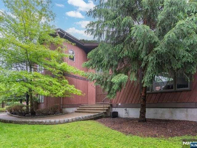 A Hughes St, Northvale, Home For Sale