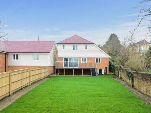 A High Street, Battle, 4 Bedroom Detached