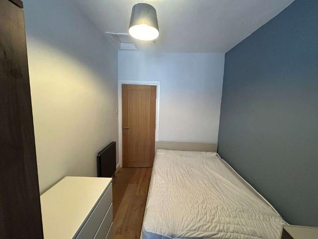 A Hospitable House share for Rent in Stoke on Trent Room 6
