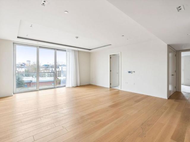 A luxuriously finished apartment to rent in Lillie Square, with access to an exclusive clubhouse featuring a gym, pool and spa