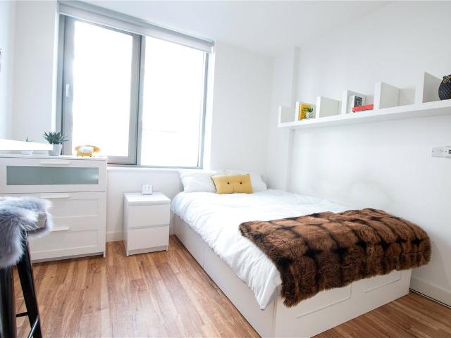 A Liverpool One, 1 David Lewis St Liverpool L1, 1 bed flat to rent, £737 pcm | PrimeLocation