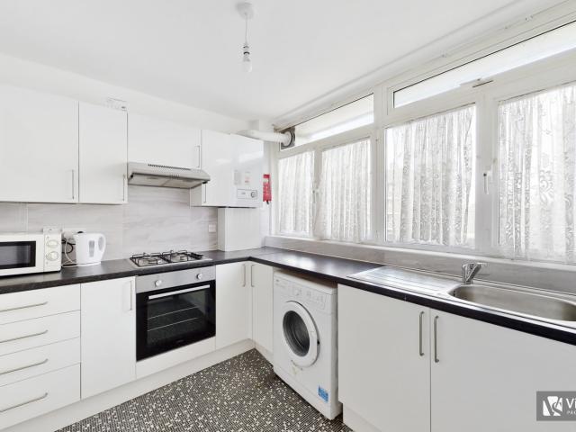 A Lovely Three Bed Apartment with Private Balcony and Great Transport Links in Crowder Street, E1