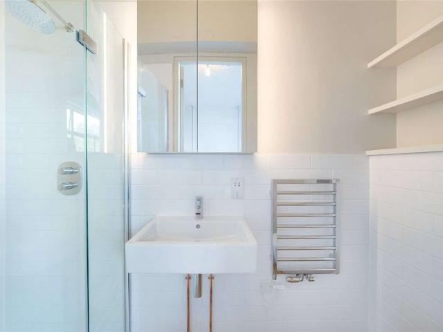 A lovely and bright two bedroom two bathroom flat in a converted warehouse development