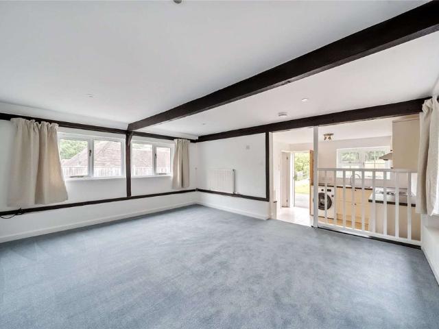 A lovely one bedroom property with countryside views
