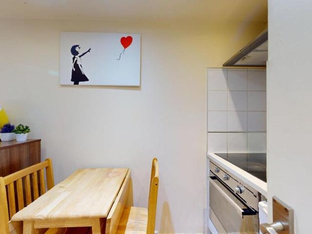A Lovely Studio in Cricklewood Some Bills Included