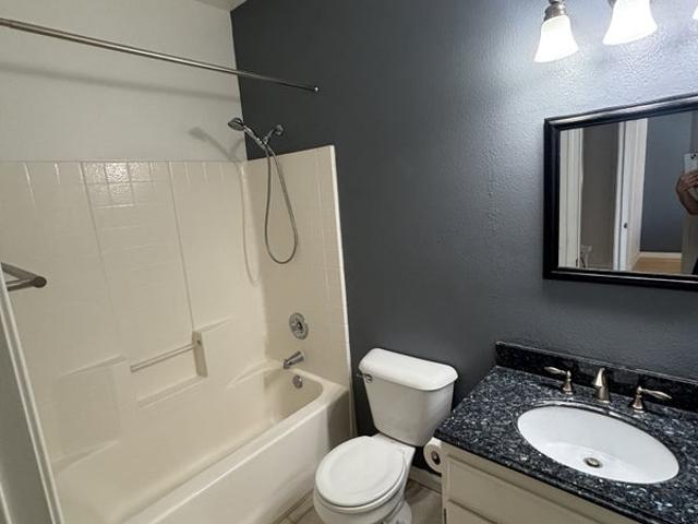 A private room ready to rent