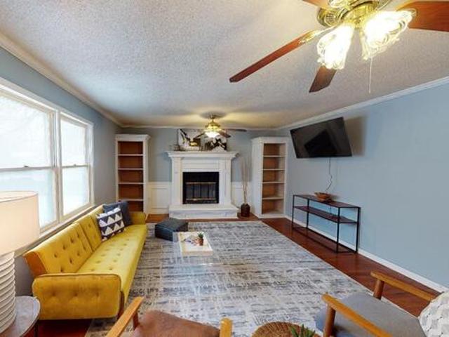 A quaint and inviting Olathe home with easy access to all your needs!