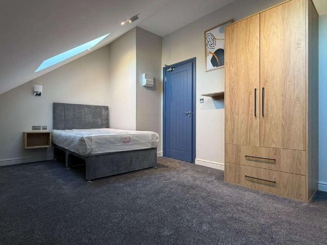 A Quality Houseshare for Rent in Peterborough Room 5
