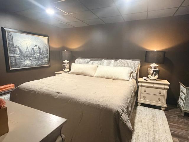 A quiet basement apartment to yourselffurnished an