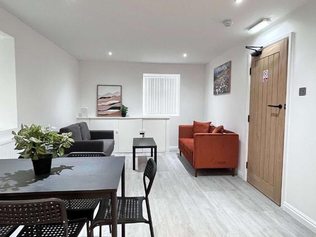 A quiet shared house with modern rooms Room 3