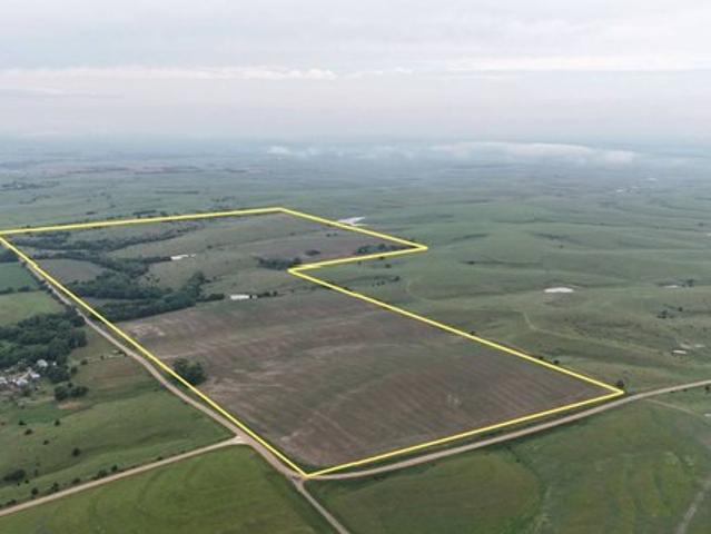 A Rd, Bloomington, NE 68929