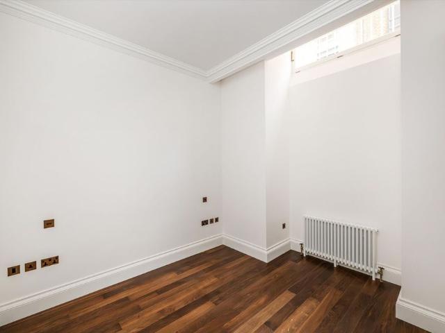 A refined one bedroom retreat in the heart of Mayfair