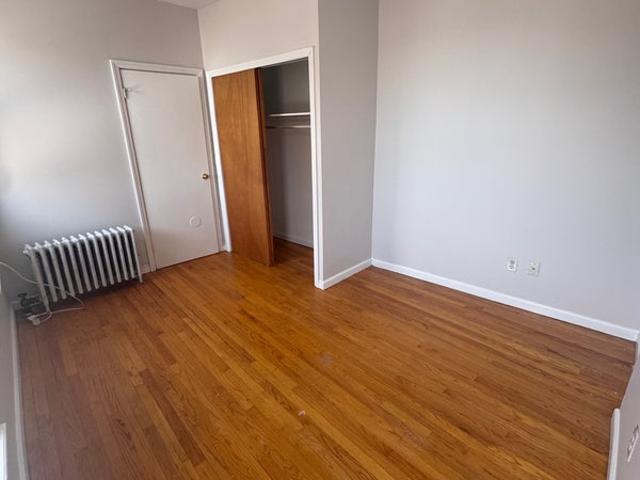 A roommate wanted for 3BR, Astoria
