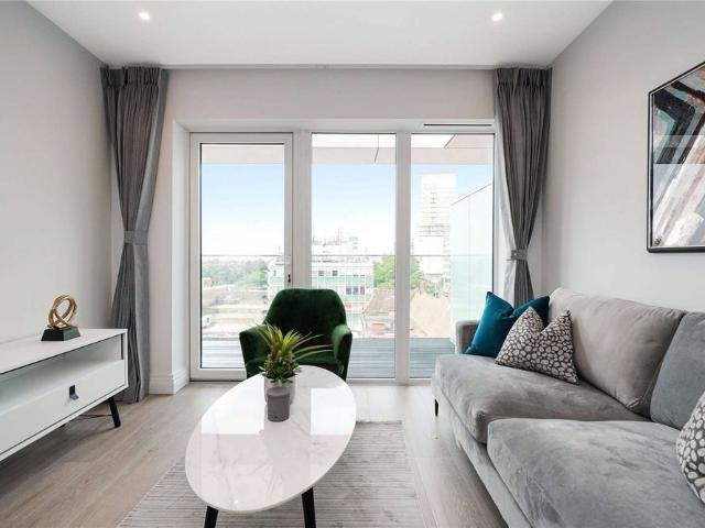 A stunning apartment in the new iconic Filmworks development