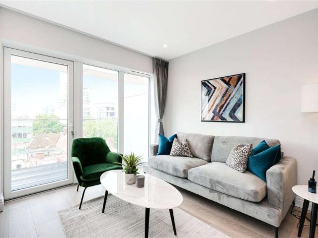 A stunning apartment in the new iconic Filmworks development