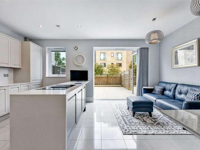 A stunning five bedroom villa