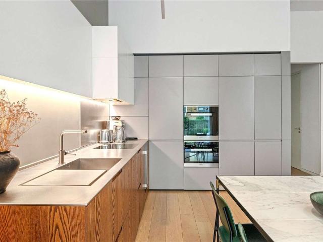 A stunning two bedroom apartment in the popular Barts Square