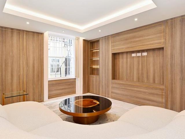 A stunning 4 bed Georgian period house in the heart of Connaught Village, moments from Hyde Park