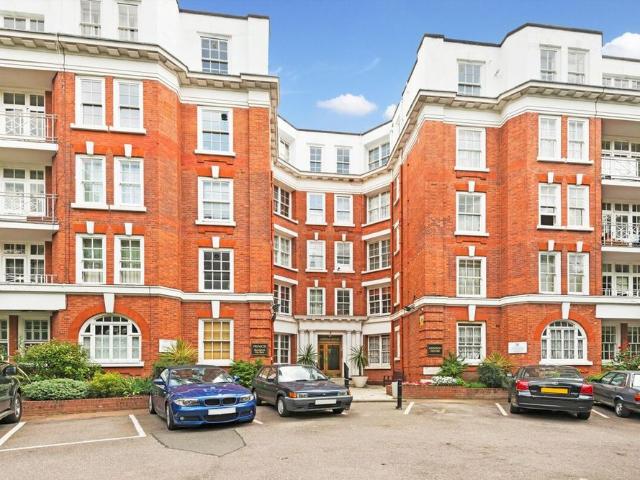 A studio apartment with access to communal gardens