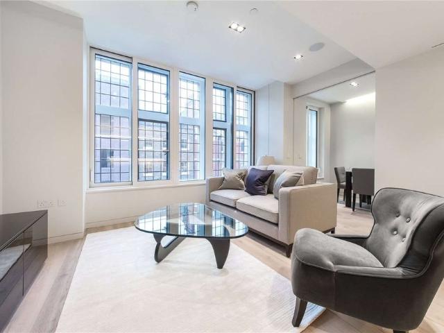 A stylish 2 bedroom apartment in this highly regarded development in the heart of Fitzrovia