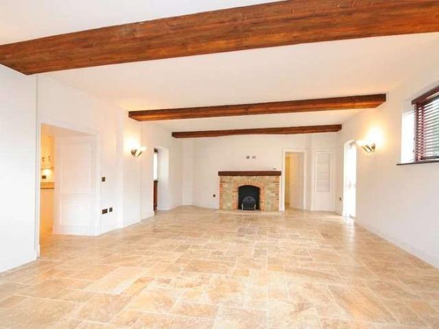A stylish oast house set in a stunning location adjacent to the gardens of Chartwell House