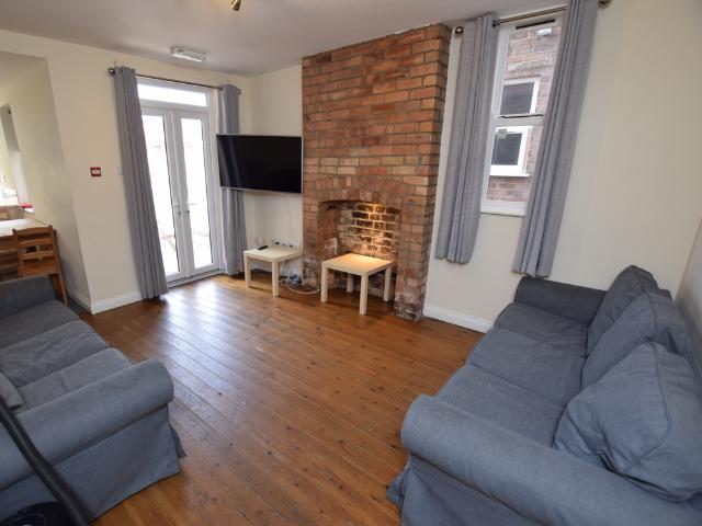 A Superb House Share share for Rent in Nottingham Room 3
