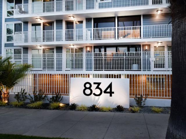A Santa Monica Sanctuary: 834 Fourth Street 1 Bedroom Apartment for Rent at 834 4th St, Santa Monica, CA 90403 Wilshire Montana