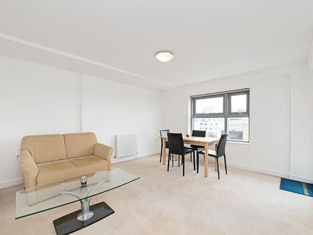 A smartly presented one bedroom apartment with a private balcony in the heart of Pimlico, SW1