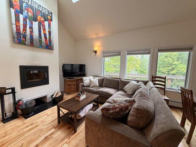 A Snowtree Ln, Dover, Home For Sale