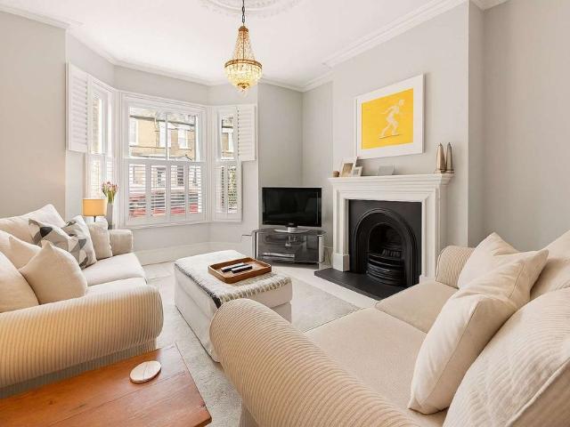 A spacious and well presented four bedroom terraced home arranged over three floors