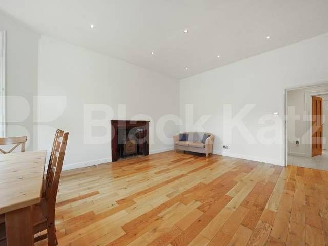 A spacious and well presented one bedroom flat available to rent on the popular Teignmouth Road, NW2