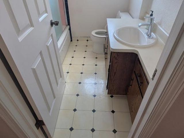 a spacious and clean room for rental in a premium