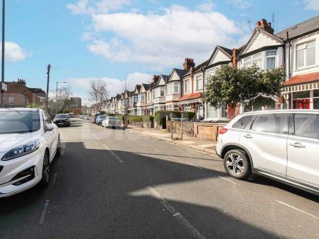 A spacious and fully renovated five bedroom home located on Lancaster Road, NW10, ideally suited for professional sharers or a growing family
