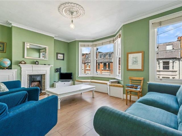 NOT AVAILABLE TO 3 SHARERS. A split level three bedroom maisonette private south facing rear garden. EPC rating D
