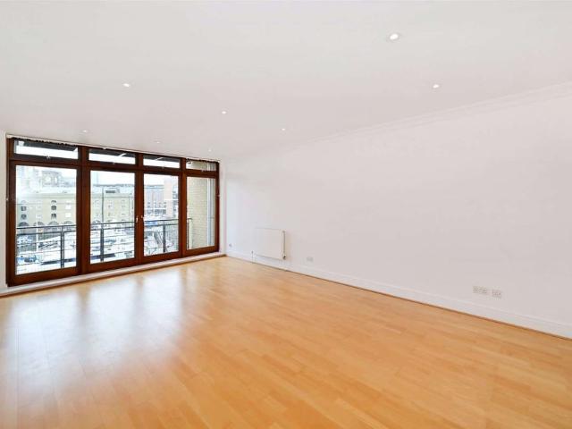 A two bedroom, unfurnished, apartment situated on the 3rd floor of this prestigious development located in the heart of St Katharine Docks