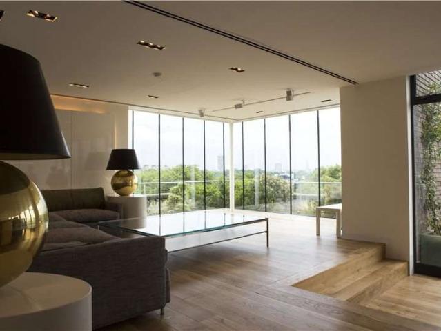 A unique luxury penthouse overlooking Hyde Park