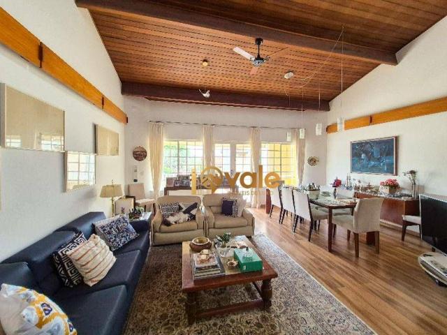 à venda Mansão de 360 m2, São José dos Campos, Brasil
