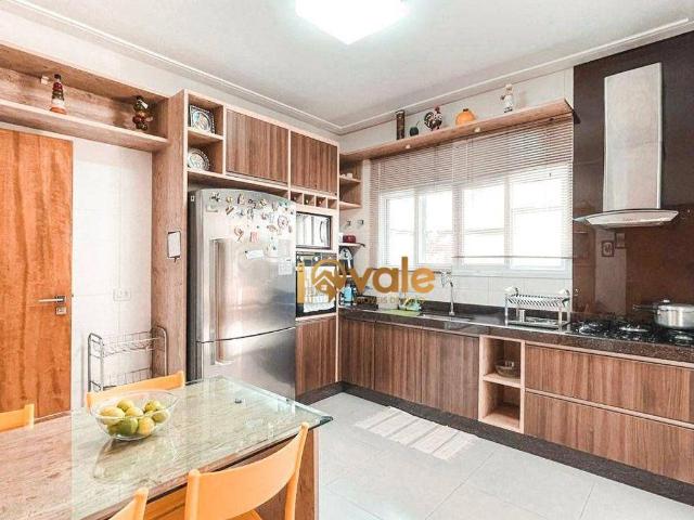 à venda Mansão de alto padrão de 245 m2, São José dos Campos, São Paulo