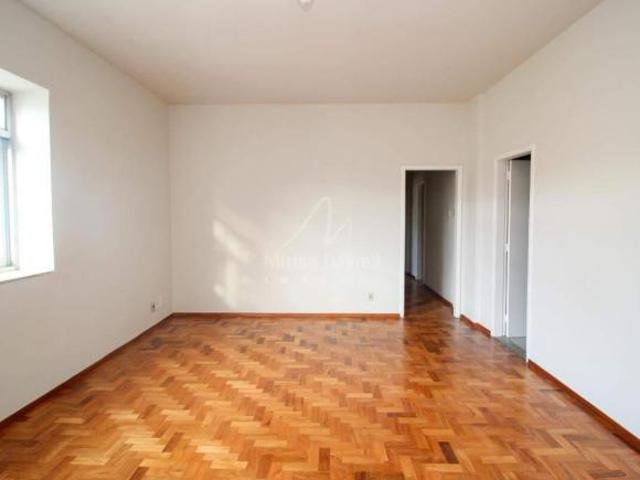 42869 à venda Apartamento com 3 quartos, 1 vaga, no Lourdes