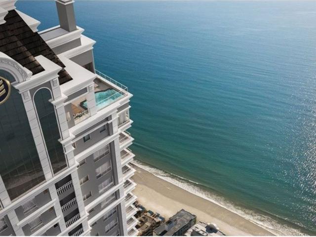 à venda Apartamento de alto padrão, Meia Praia, Santa Catarina