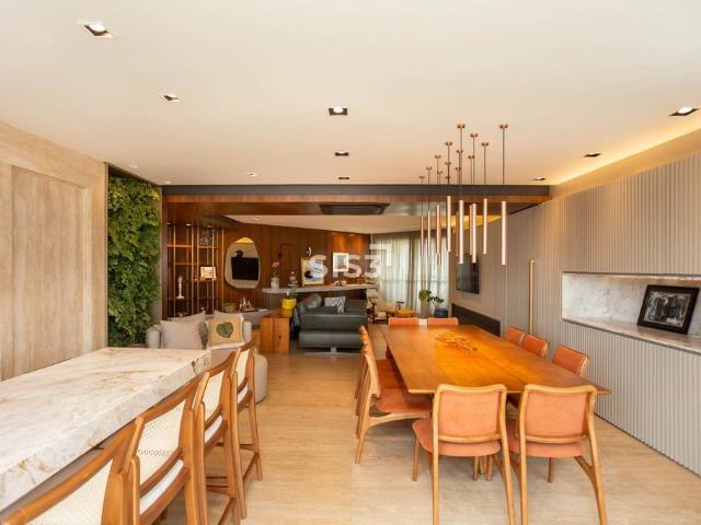 à venda Apartamento de alto padrão de 214 m2, Curitiba, Paraná